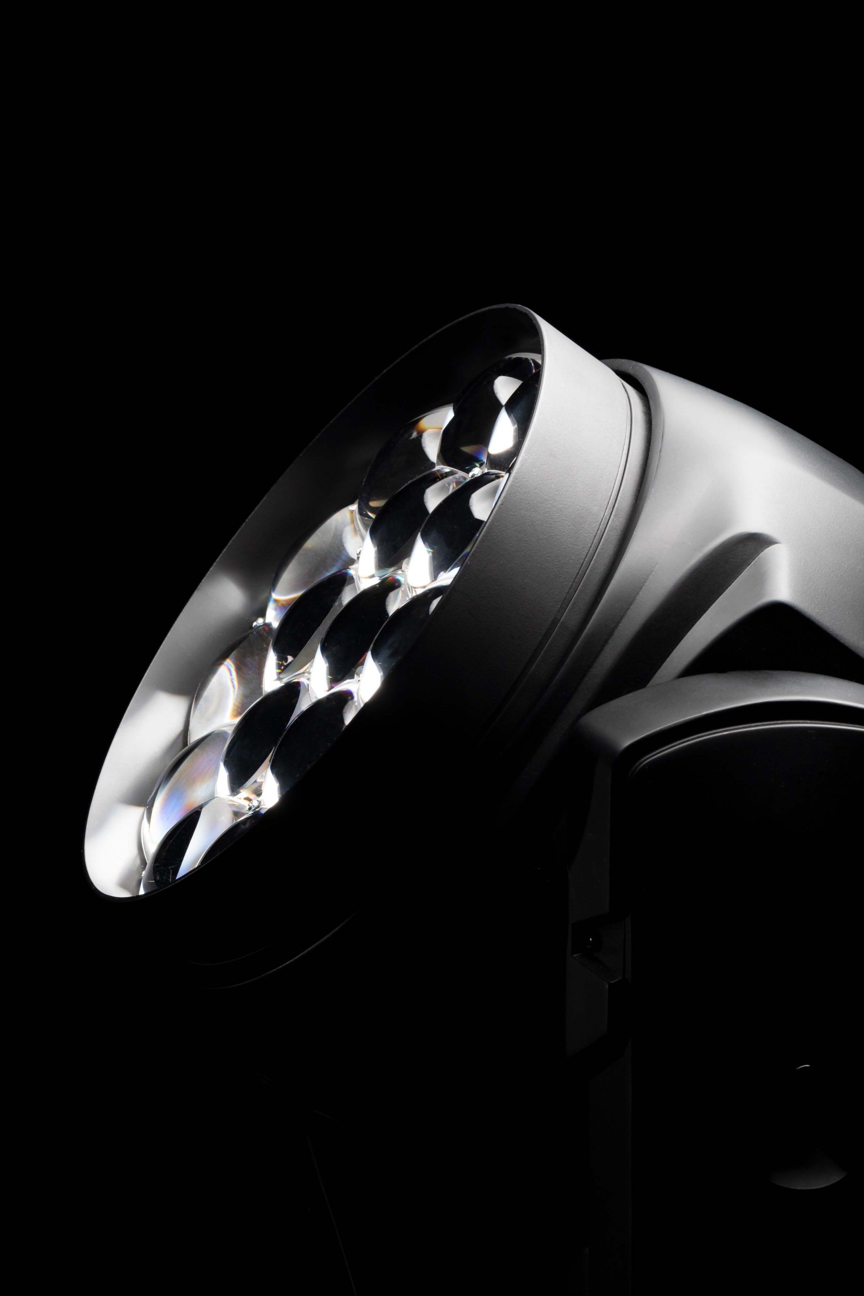 Moving head wash beam zoom 19x40W RGBW – Sagitter